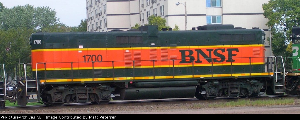 BNSF 1700